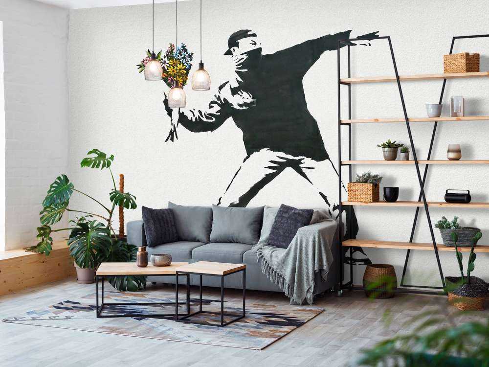 Fotobehang - Banksy - Flower thrower, concrete - Wallpaper Fotobehang - Banksy - Flower thrower, concrete - Wallpaper